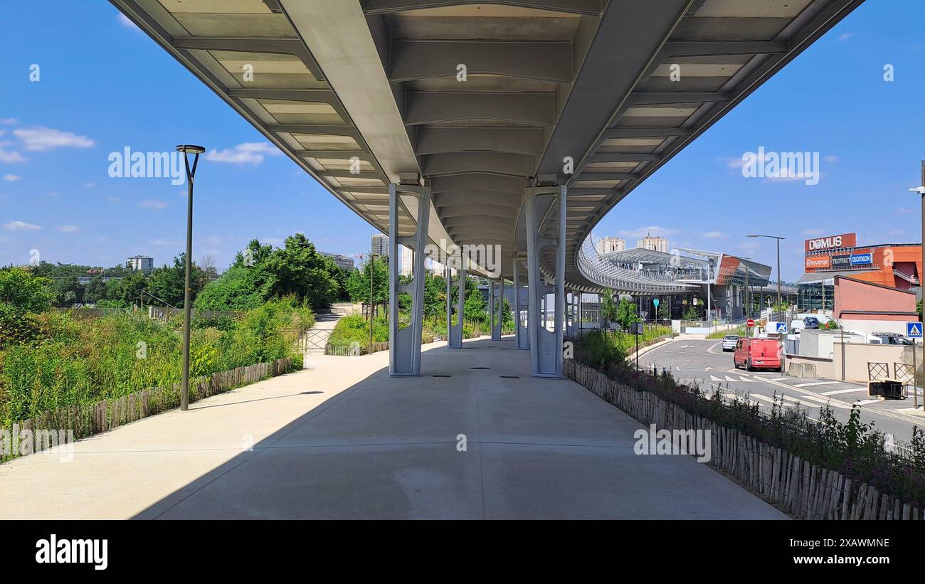 On June 13, the extension of line 11 of the Paris metro will be ...