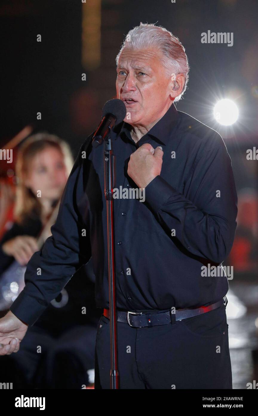 Rainhard Fendrich in der TV-Show Schlagerbooom Open Air - Die ...