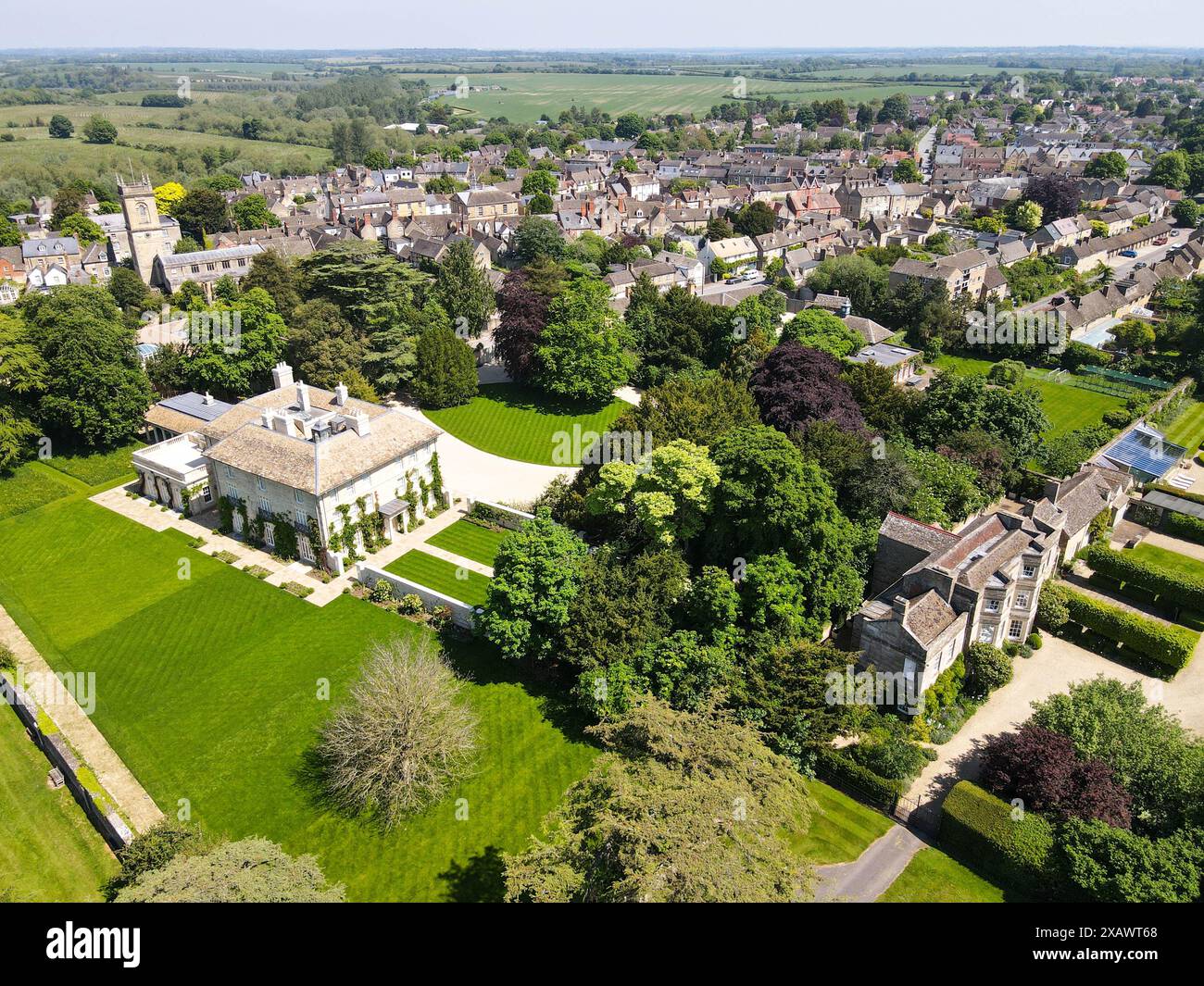 Facade woodstock house built hi-res stock photography and images - Alamy