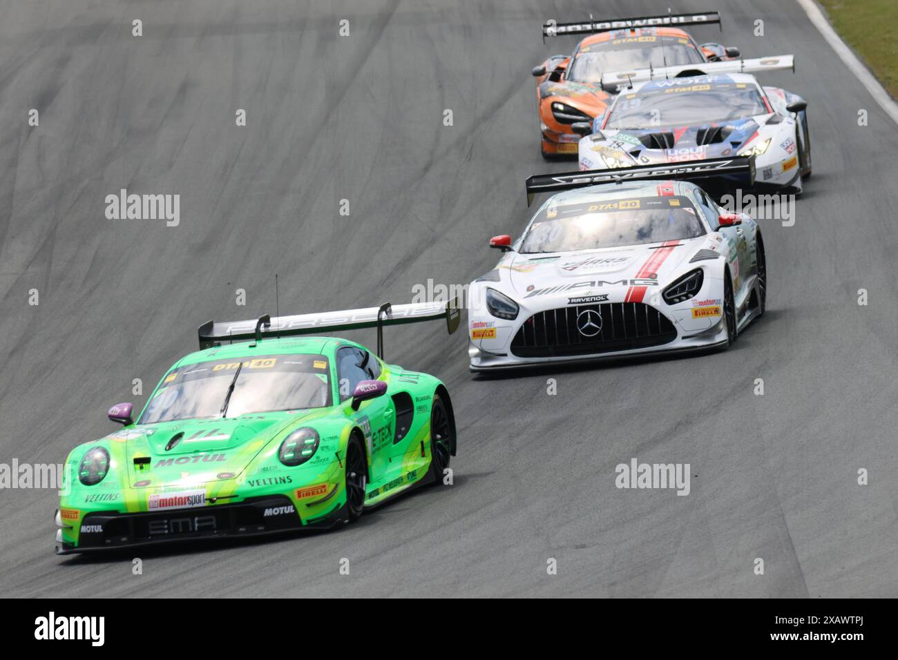 Ayhancan Gueven (TUR), #90, Porsche 911 GT3 R, Team: Manthey EMA Racing ...