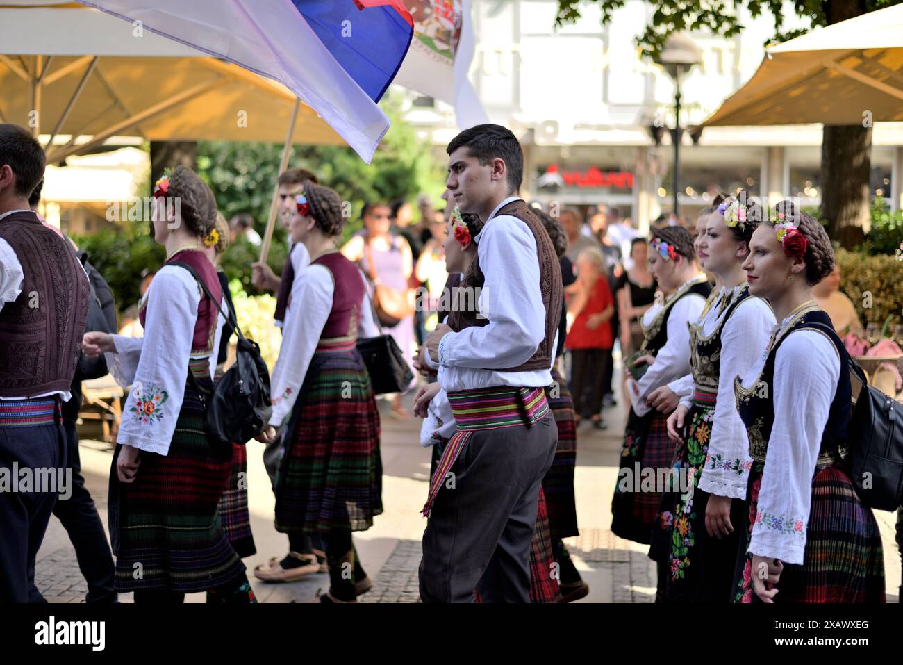 Young people wearing folklore costumes during the All-Serb Assembly ...