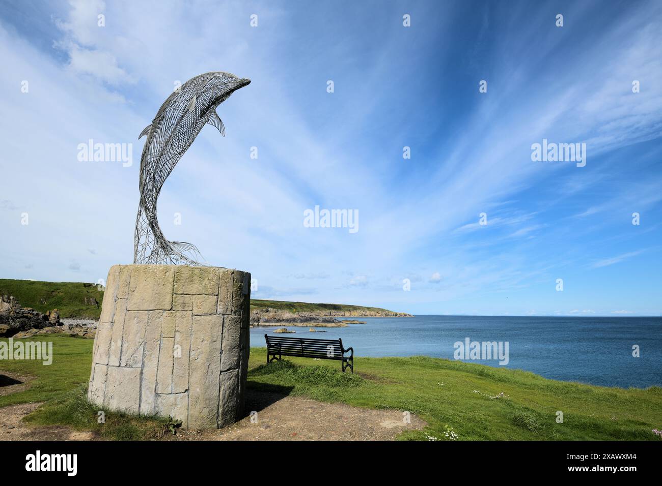 Portsoy, Aberdeenshire, Scotland. Dolphin sculpture by Carl Standing ...