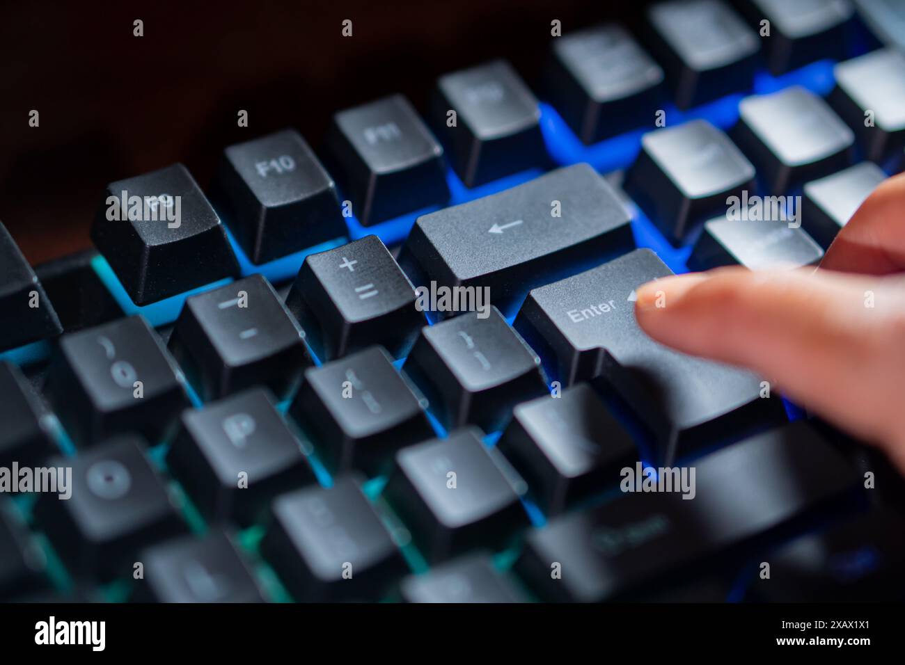 Pressing enter button computer hi-res stock photography and images - Alamy