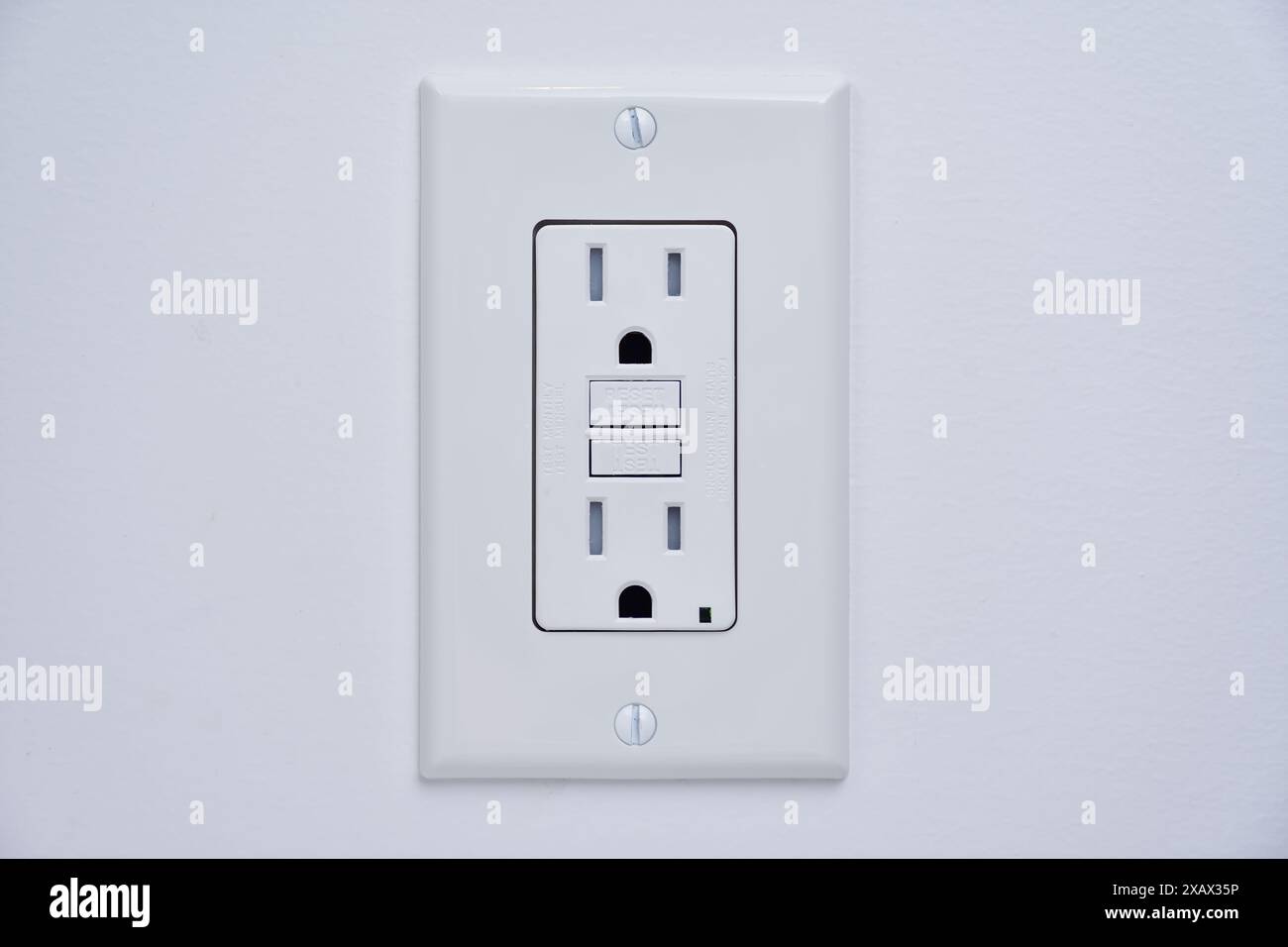 Tamper resistant GFCI Ground Fault Circuit Interrupter power outlet ... Tamper resistant GFCI Ground Fault Circuit Interrupter power outlet ...