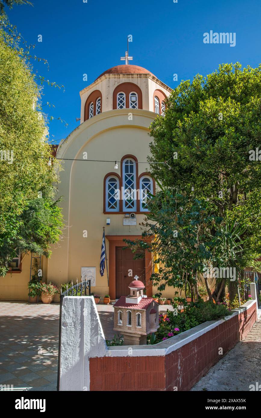 Agios Antonios (Saint Anthony) Church, small shrine in front, in ...