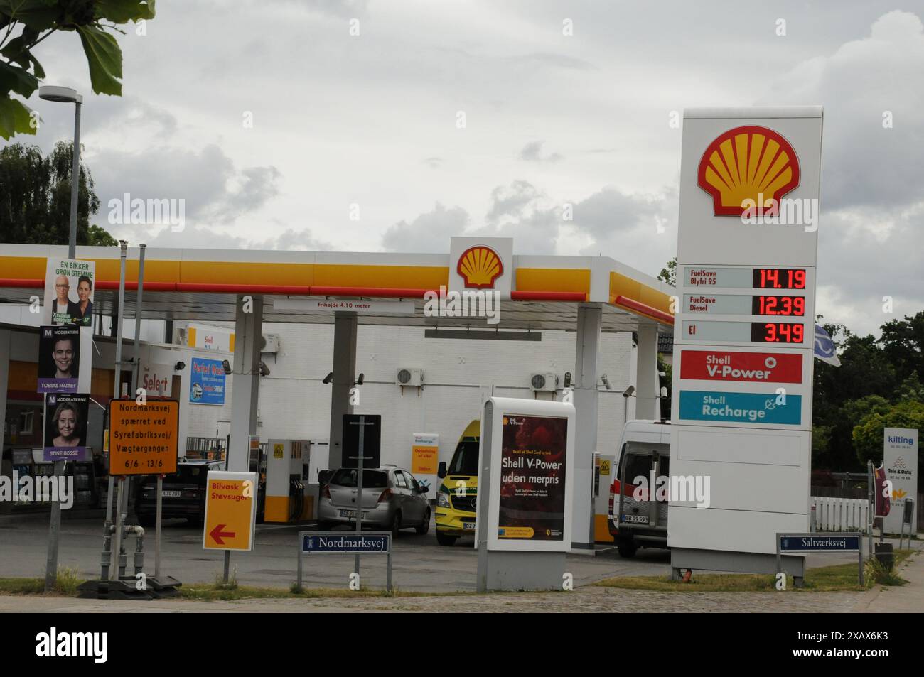 Copenhagen/ Denmark/09 JUNE 2024/Shell gas statios in kastrup danish ...