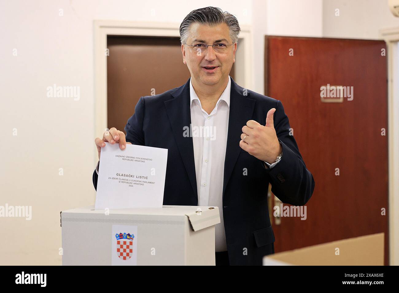 (240609) -- ZAGREB, June 9, 2024 (Xinhua) -- Croatian Prime Minister ...