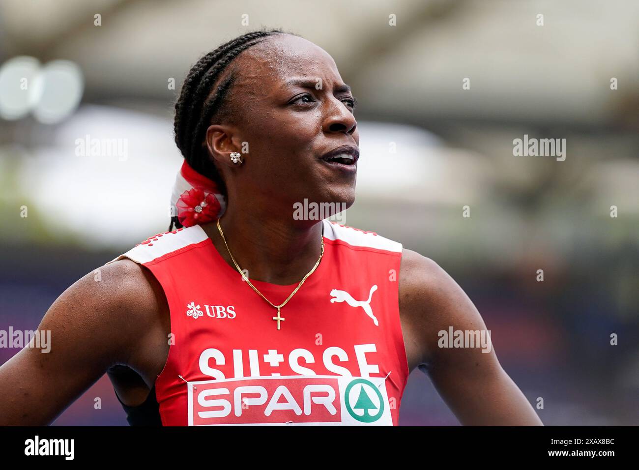 Athletics 400 metres women finish hi-res stock photography and images ...