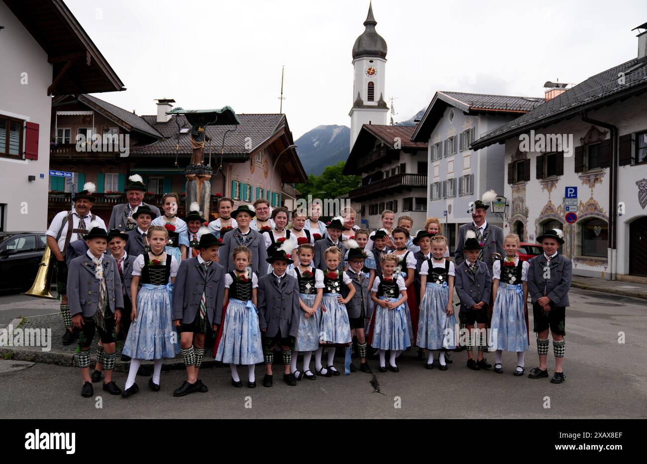 Locals people wearing traditional clothing in Garmisch-Partenkirchen ...