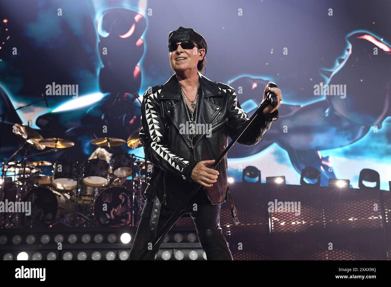 LONDON, ENGLAND - JUNE 08: Klaus Meine of ‘Scorpions’ performing at OVO ...