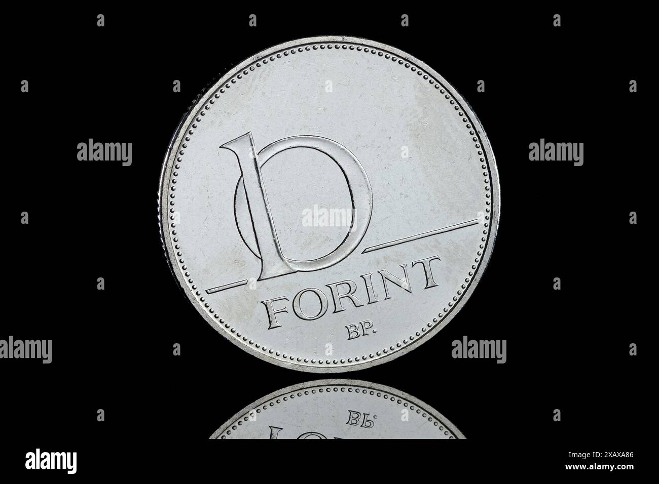 New Hungarian 10 Forint coin in honour of everyday heroes standing ...