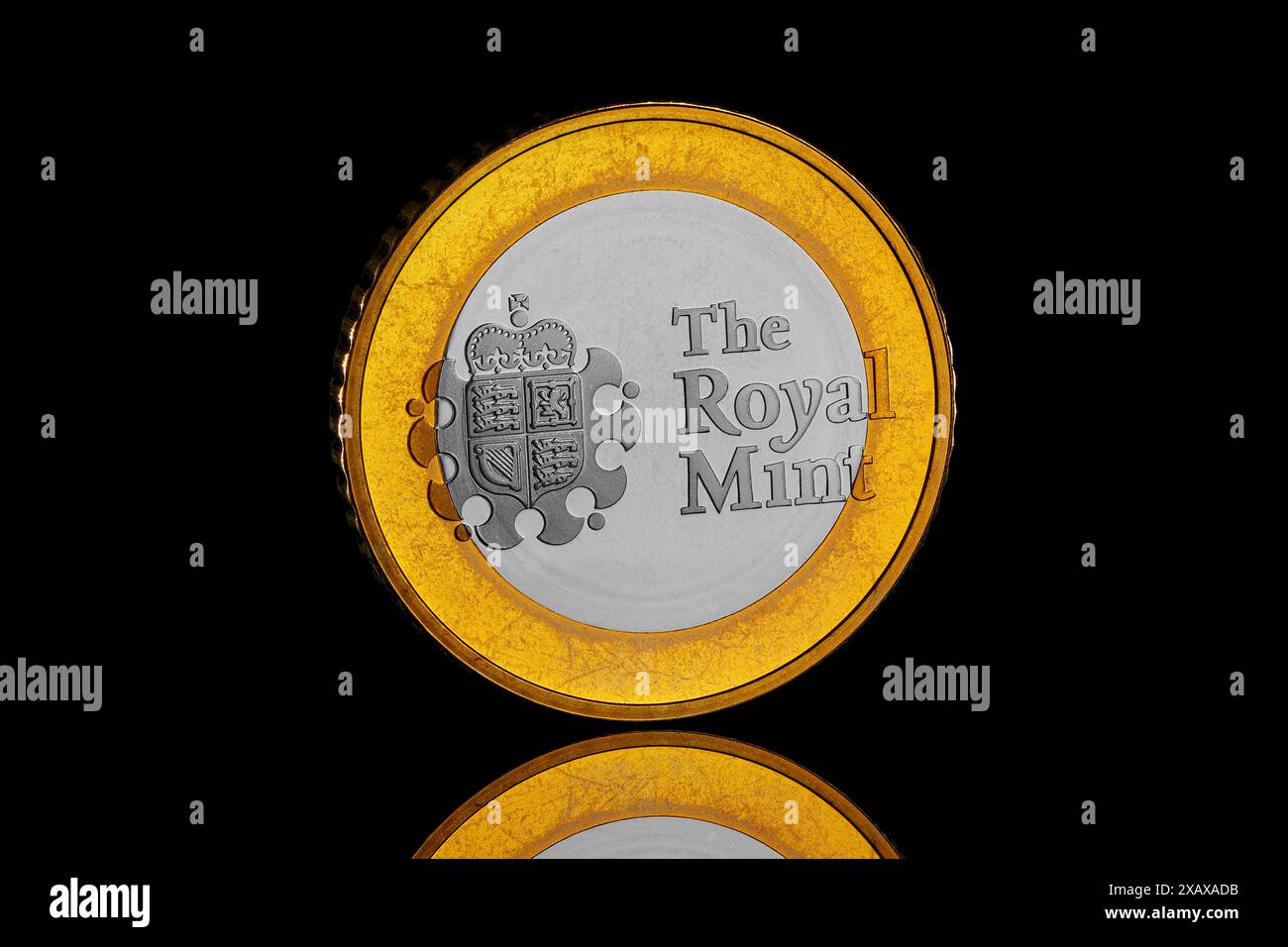 Royal mint completer medal hi-res stock photography and images - Alamy