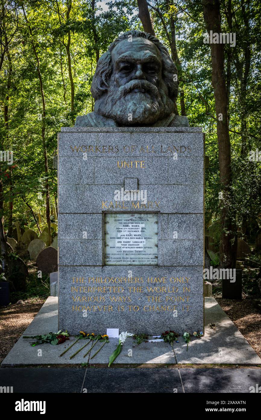 London, England – August 2023. The grave of Karl Marx, with a large ...