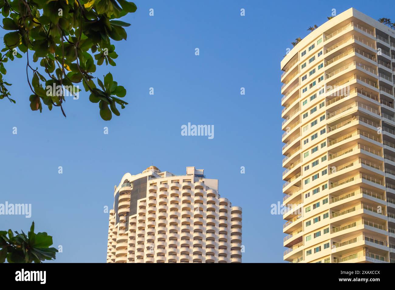Building luxury hotel pattaya hi-res stock photography and images - Alamy