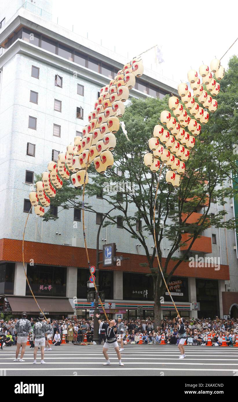 Kanto matsuri, the pole lantern festival of Akita Prefecture, is ...
