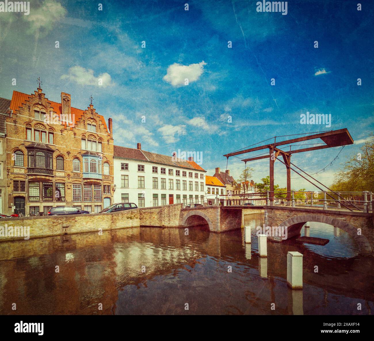 Bruges old drawbridge hi-res stock photography and images - Alamy