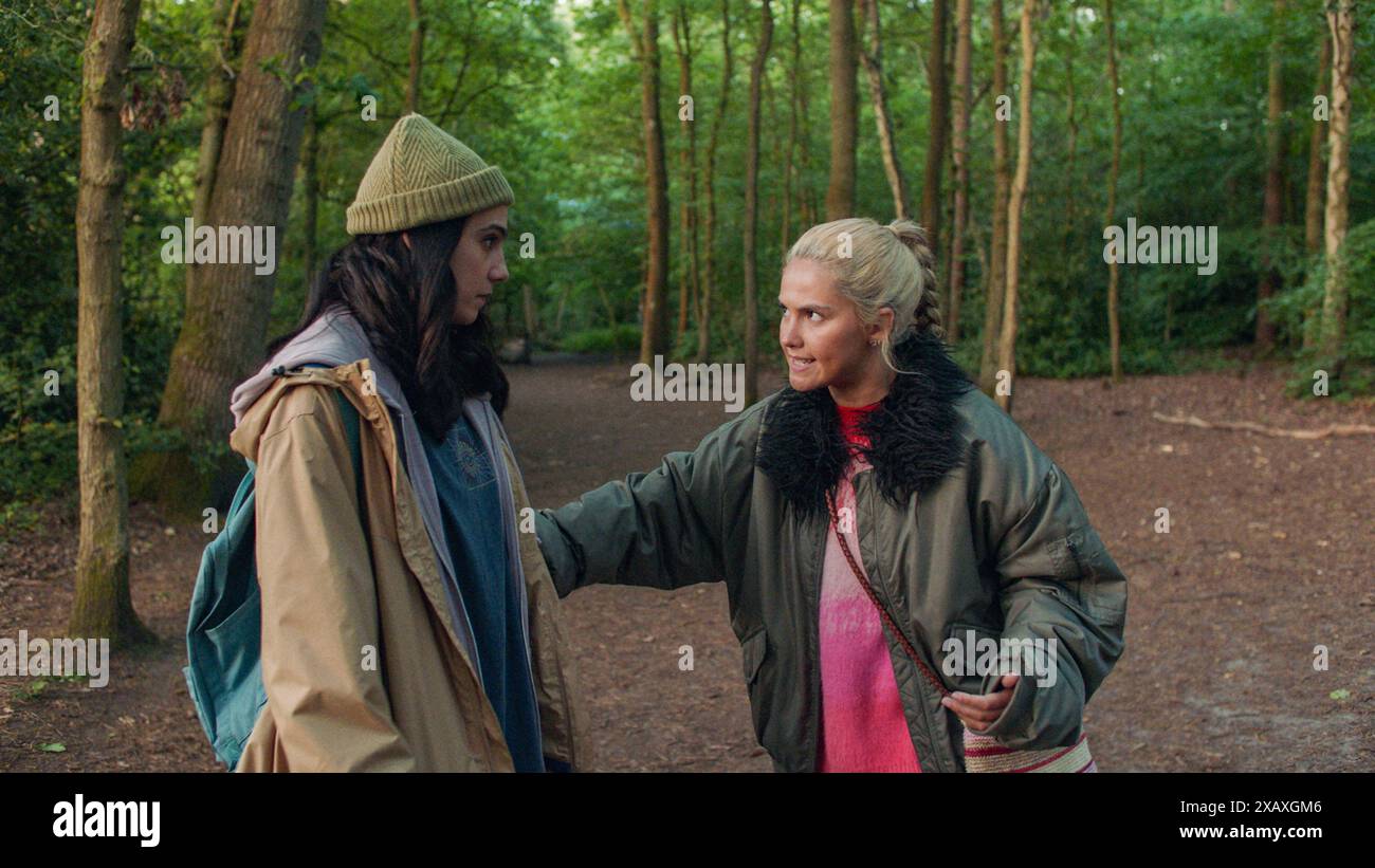 Lizzie davidson hi-res stock photography and images - Alamy