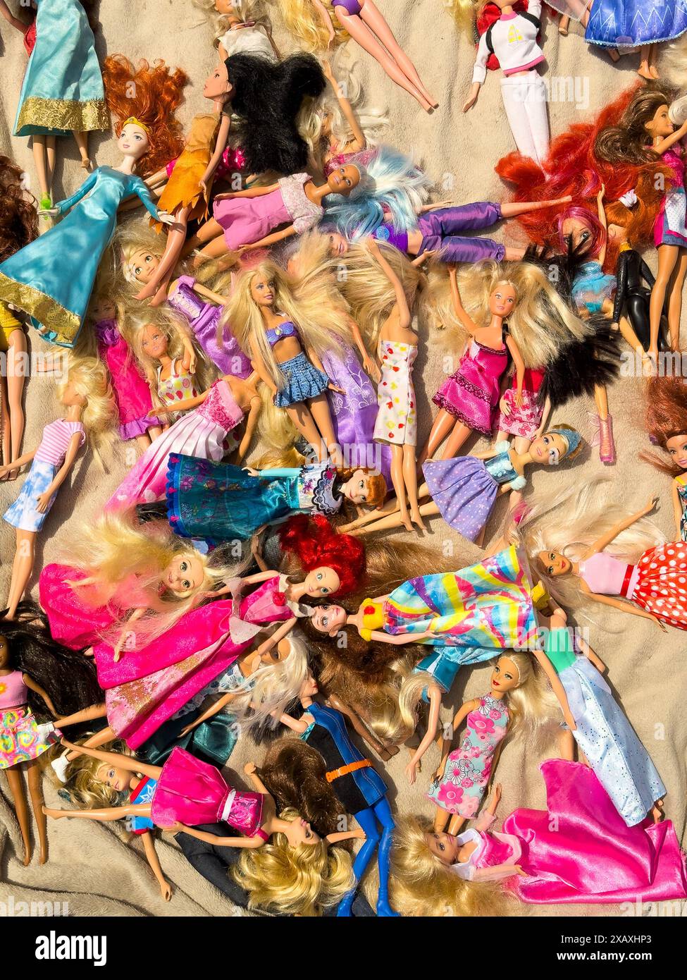 Barbie car boot hi-res stock photography and images - Alamy
