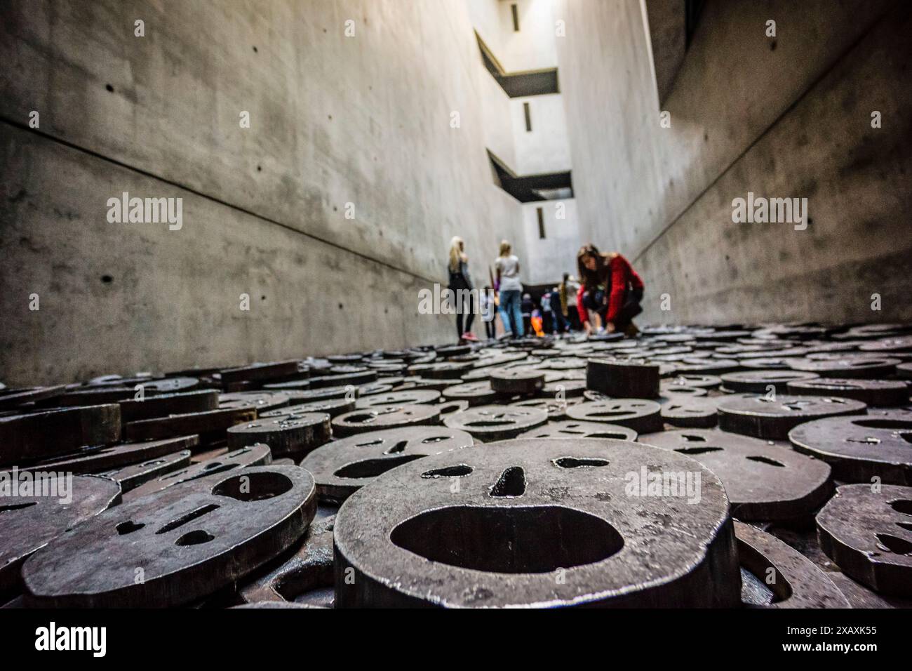 Shalechet, -fallen leaves-, artist installation by Menashe Kadishman ...
