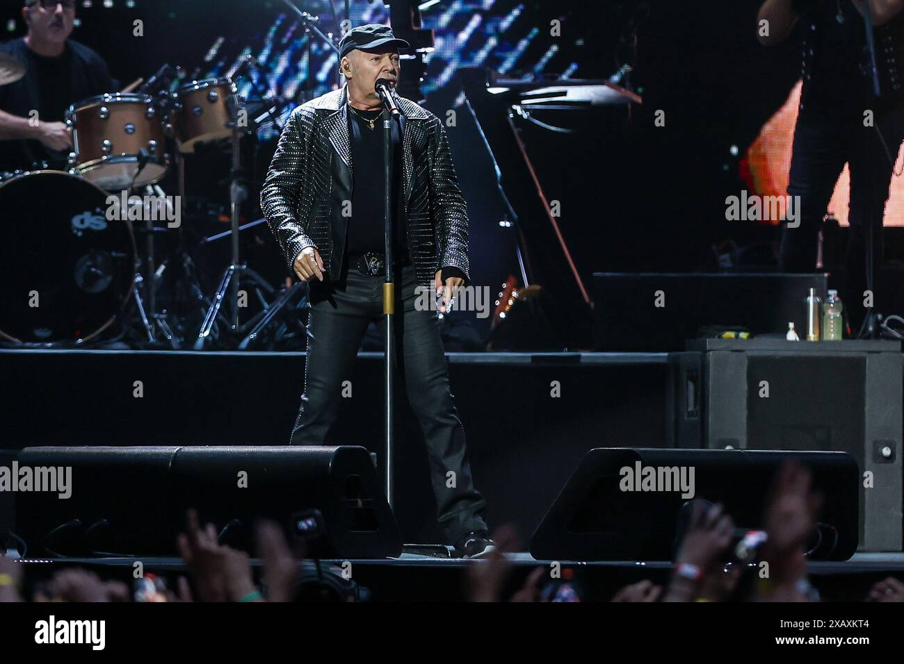 Vasco rossi san siro 2024 hi-res stock photography and images - Alamy