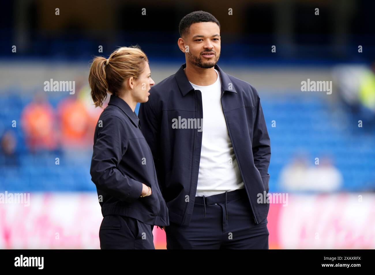 Karen carney soccer aid hi-res stock photography and images - Alamy
