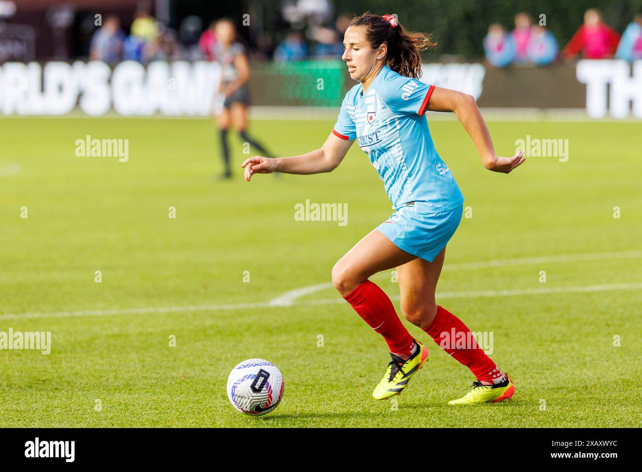 Chicago, Illinois, USA. 08th June, 2024. Chicago Red Stars defender Sam ...