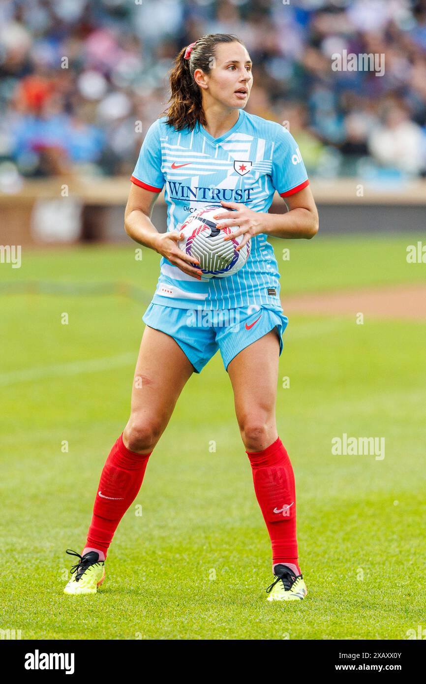 Chicago, Illinois, USA. 08th June, 2024. Chicago Red Stars defender Sam ...
