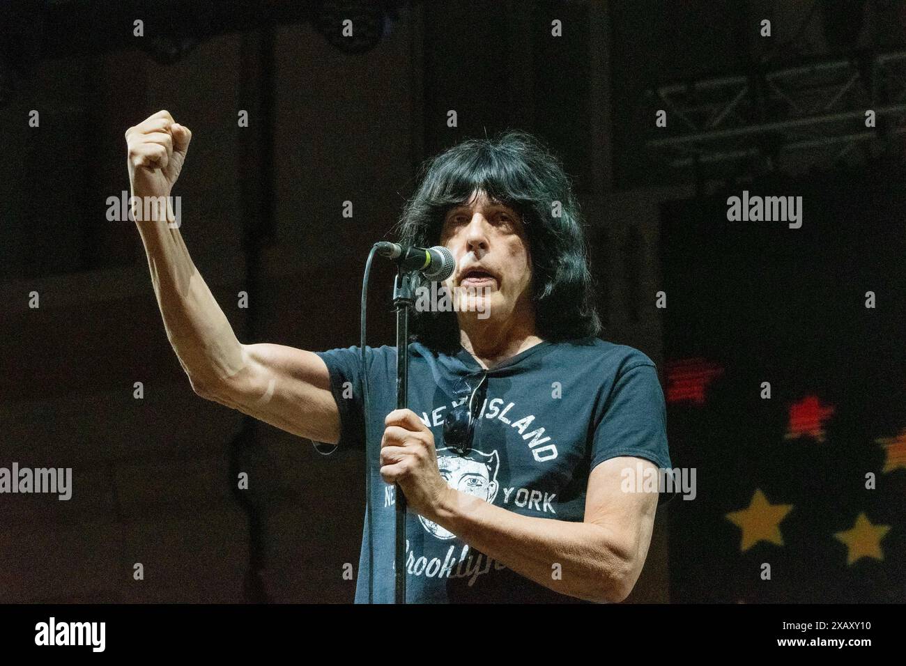 Marky ramone music concert hi-res stock photography and images - Alamy