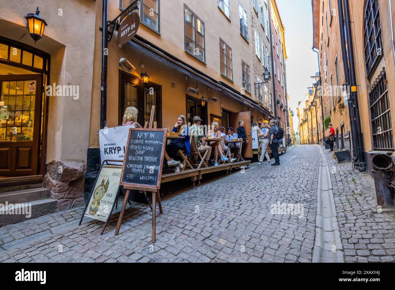 Restaurang kryp in hi-res stock photography and images - Alamy