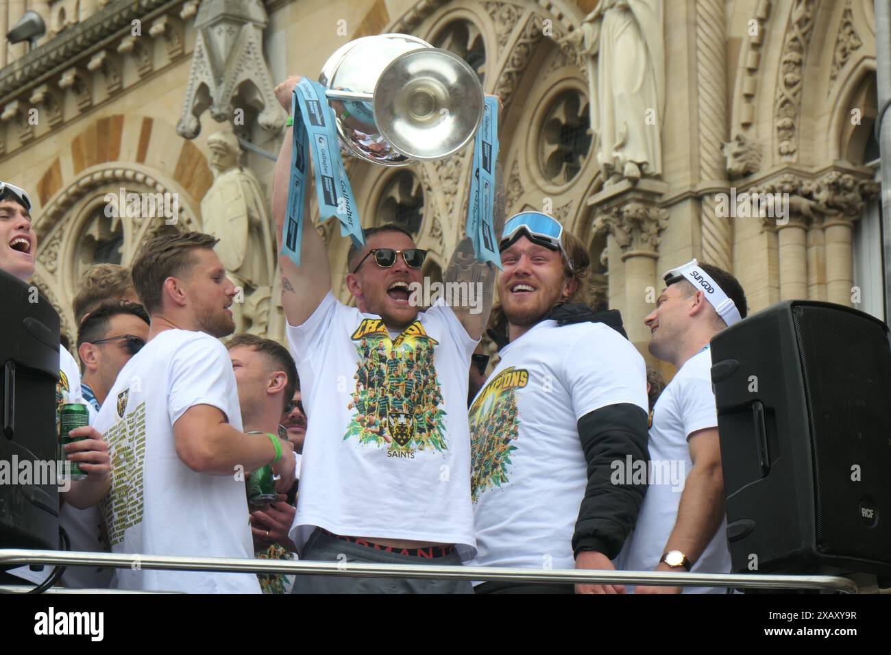 Northampton Saints Rugby team winners celebrating the premiership win ...