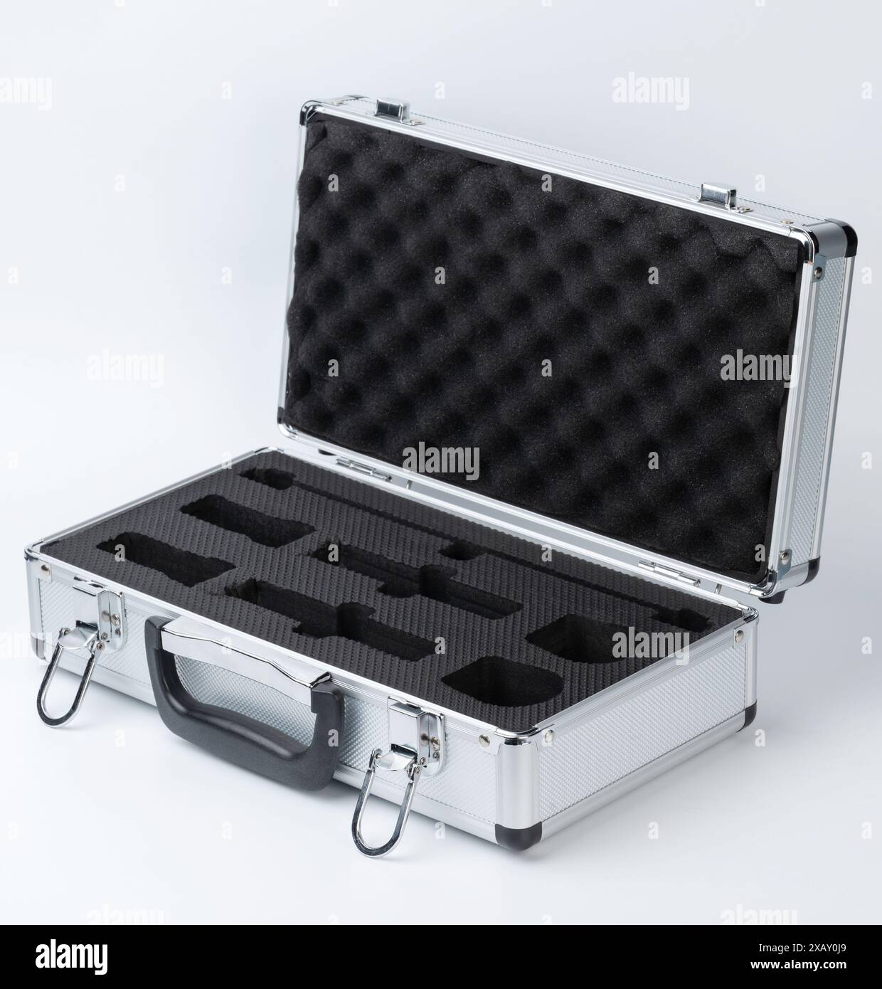 Steel briefcase hi-res stock photography and images - Alamy