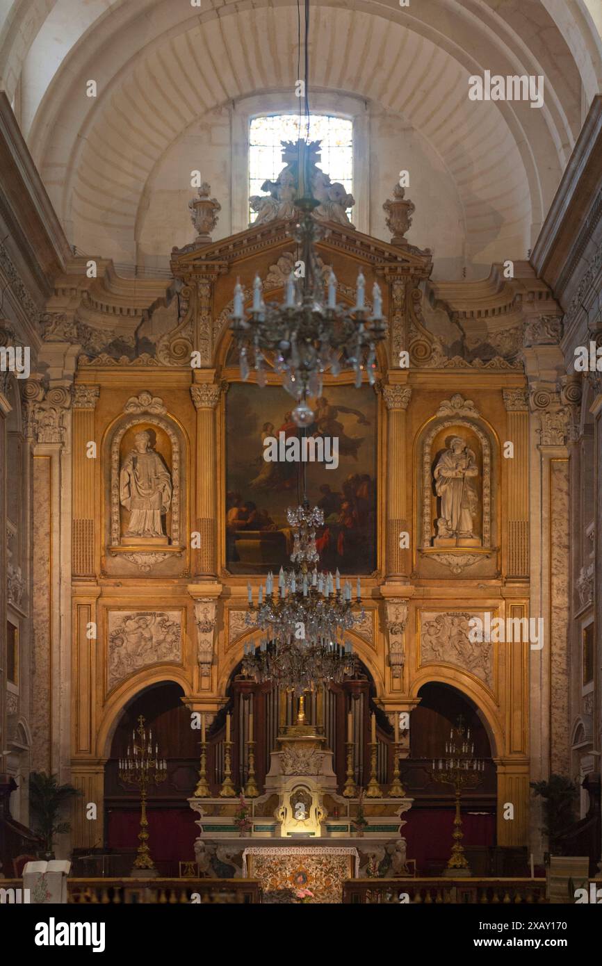 Notre dame des tables hi-res stock photography and images - Alamy