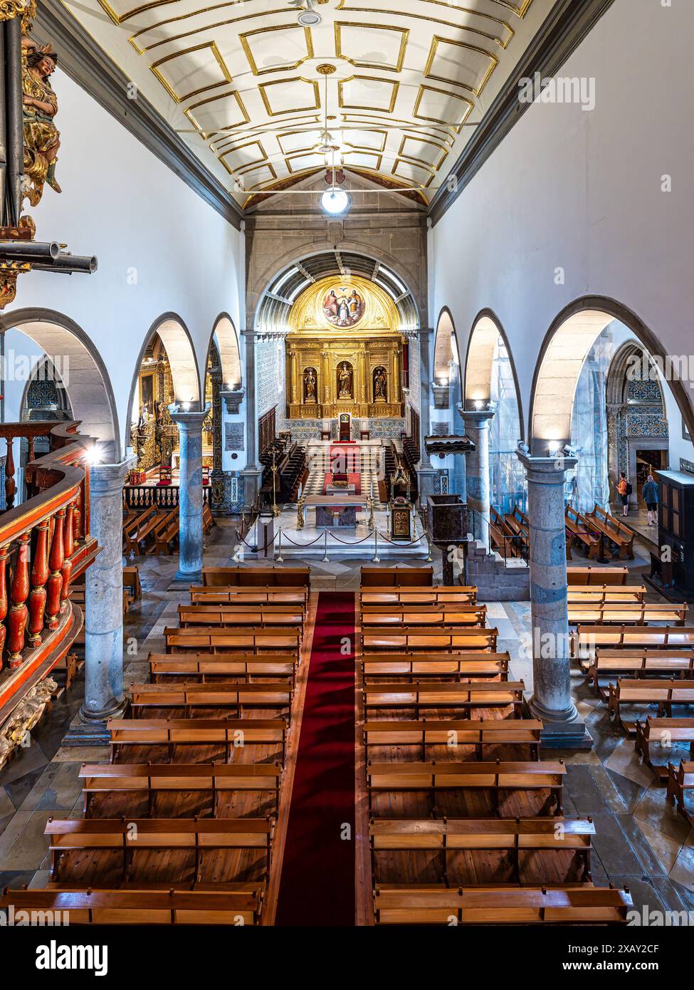 Interior of Faro Cathedral, Se Catedral in Faro, Algarve in Portugal ...