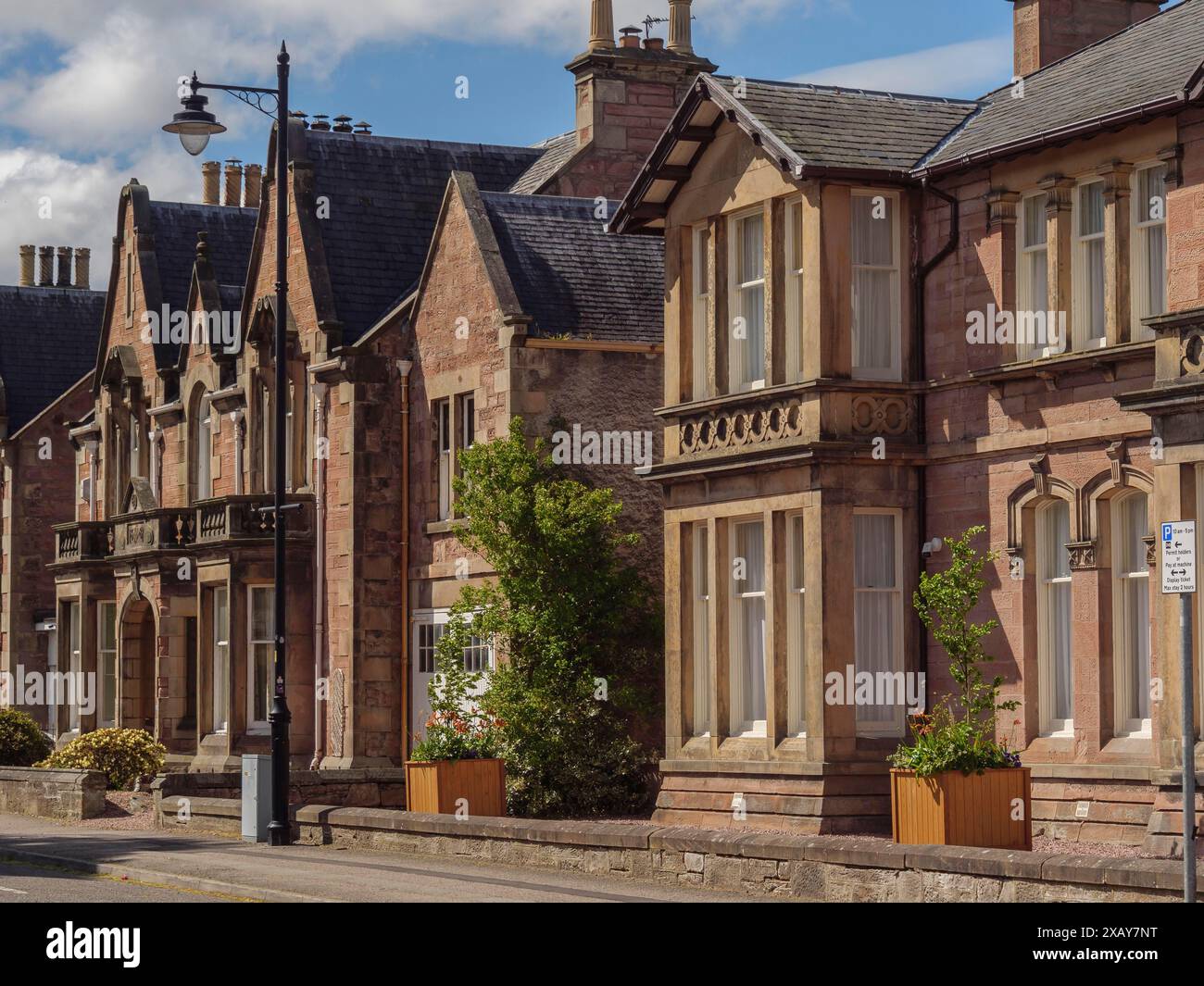 Classic urban architecture street hi-res stock photography and images ...