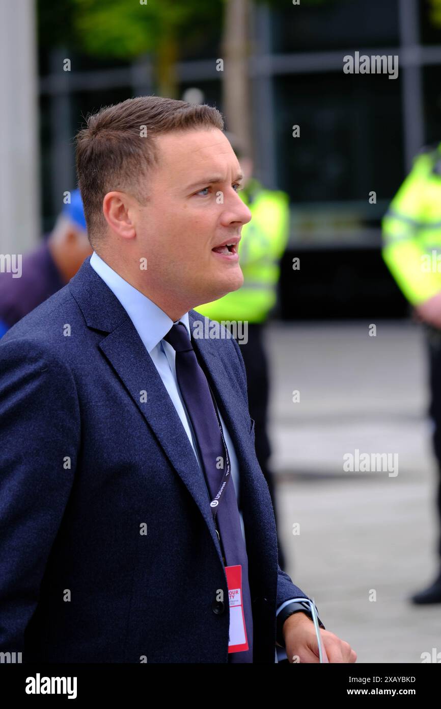 All party parliamentary group on british jews hi-res stock photography ...