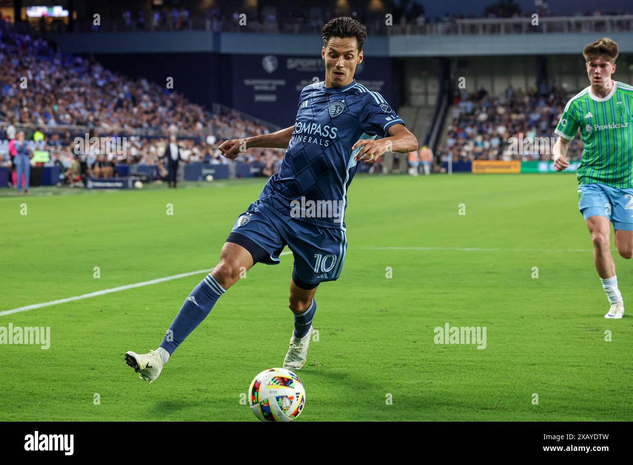 Kansas City, KS, USA. 8th June, 2024. Sporting Kansas City forward ...