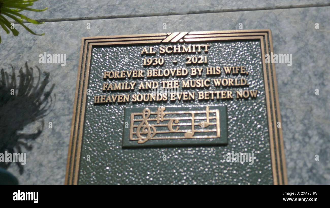 Los Angeles, California, USA 6th June 2024 Record Producer/Engineer Al Schmitt Grave in Court of ...