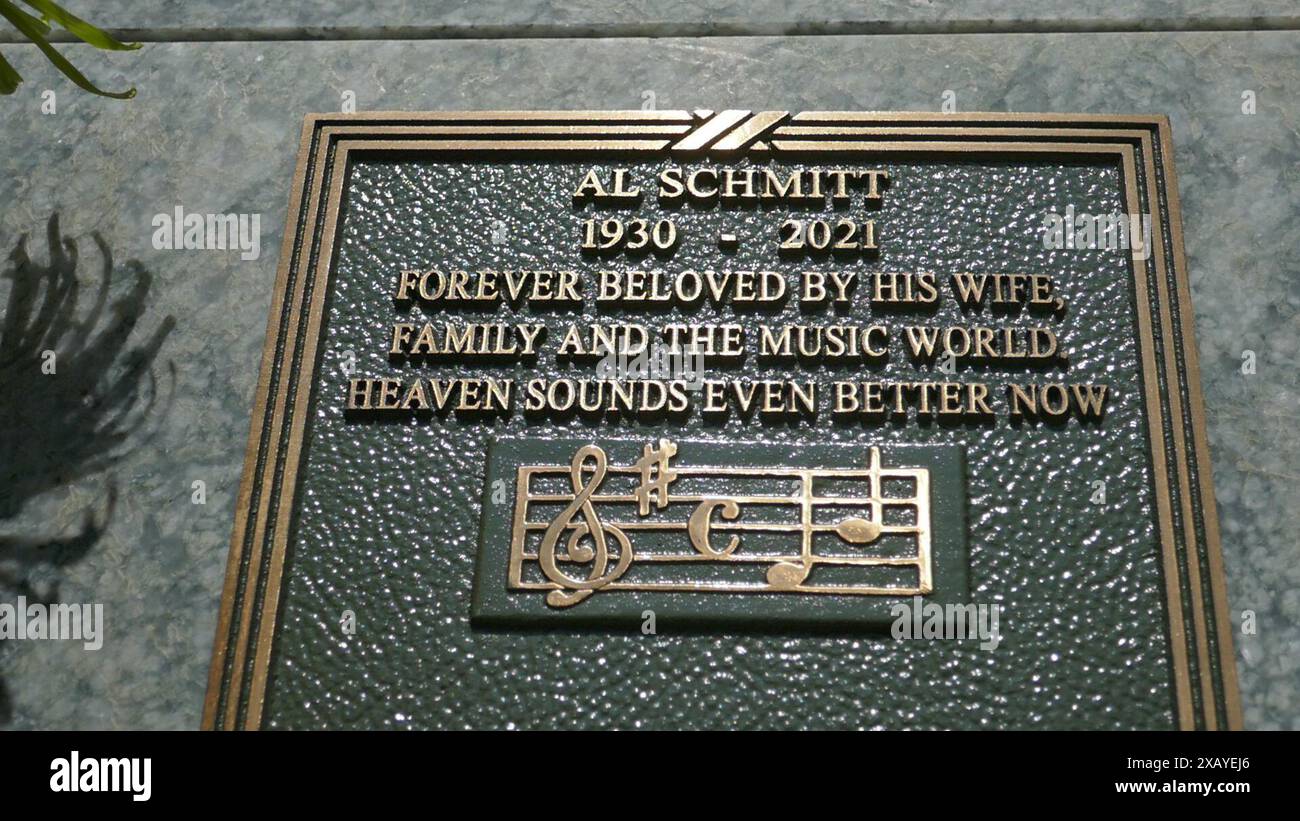 Los Angeles, California, USA 6th June 2024 Record Producer/Engineer Al Schmitt Grave in Court of ...