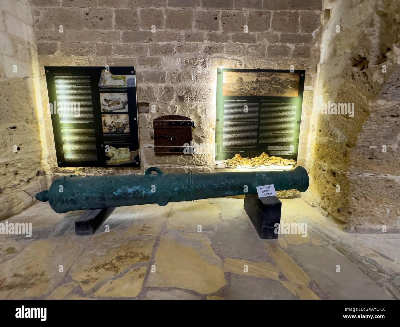 16th century italian cannon hi-res stock photography and images - Alamy