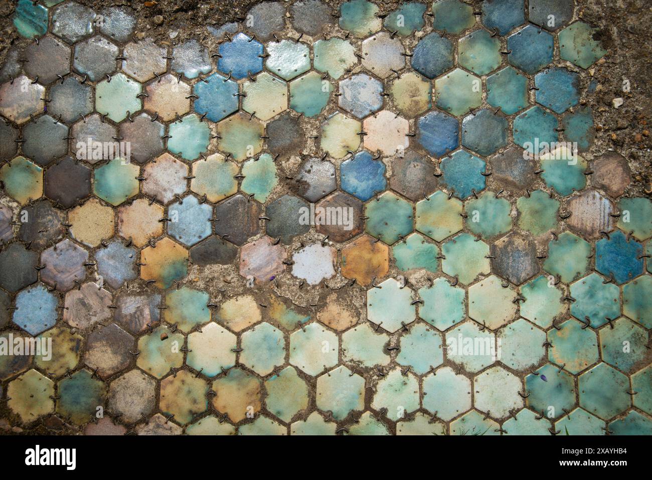 Tile path hi-res stock photography and images - Alamy