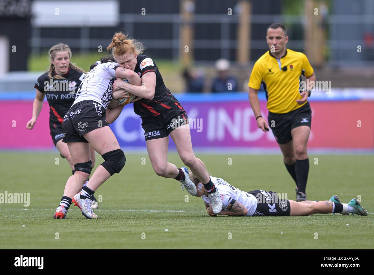 London, England on 9 June 2024. Paige Farries of Saracens Women drives ...