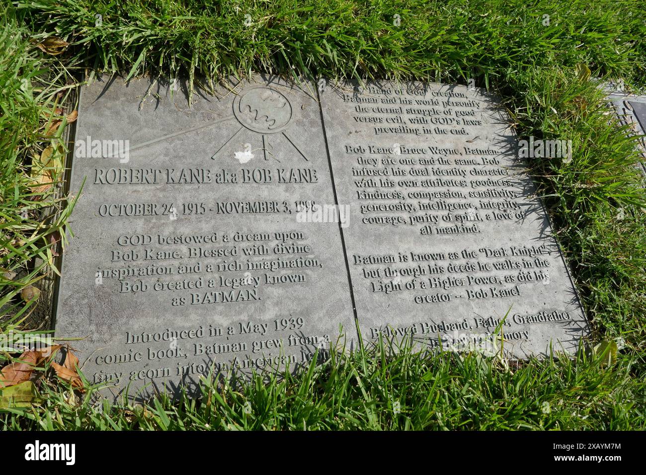 Los Angeles, California, USA 6th June 2024 Bob Kane Grave in Court of Liberty, Gardens of ...