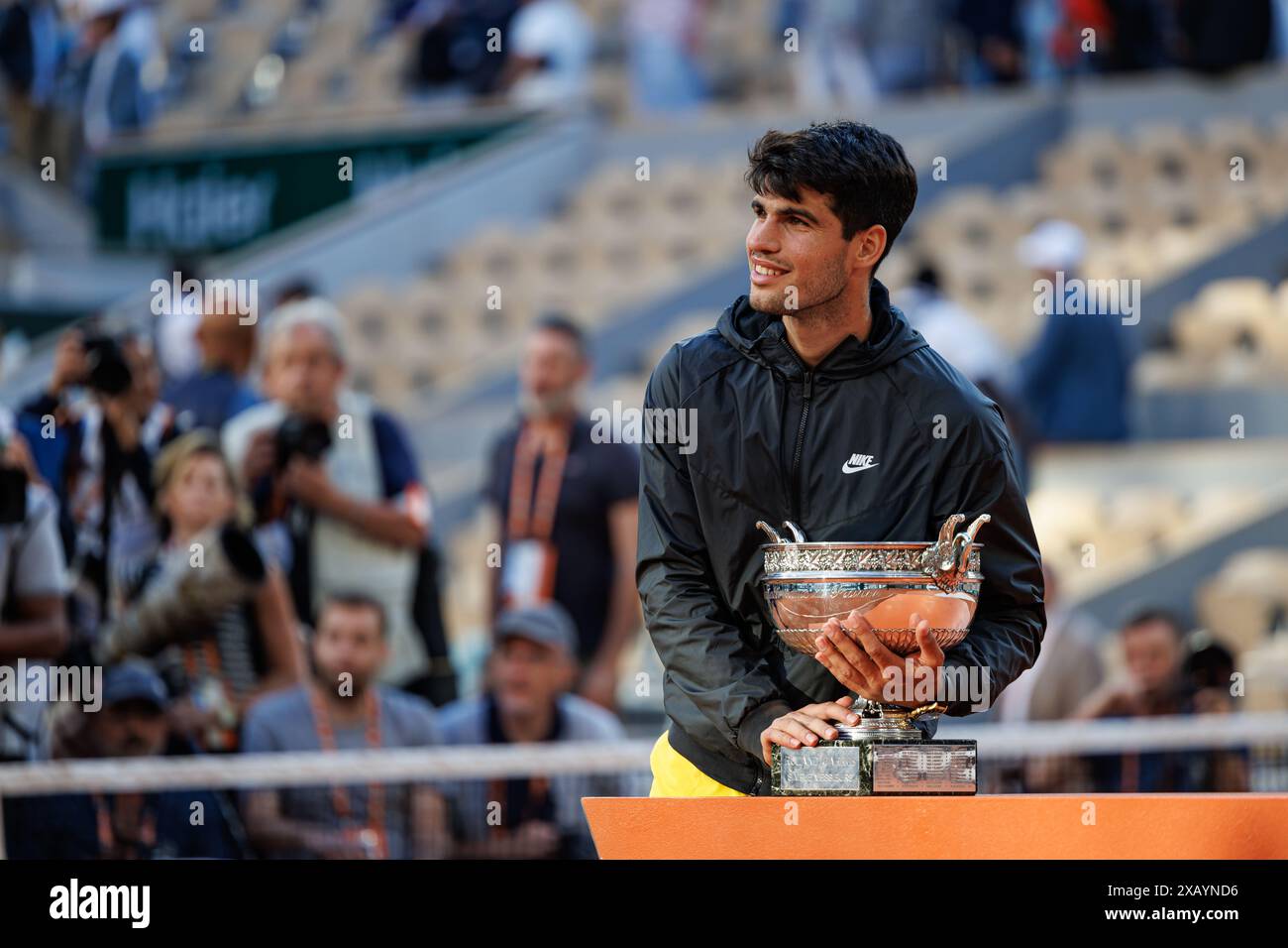 Paris, France. 09th June, 2024. Roland Garros, 09 Jun 2024: Carlos ...