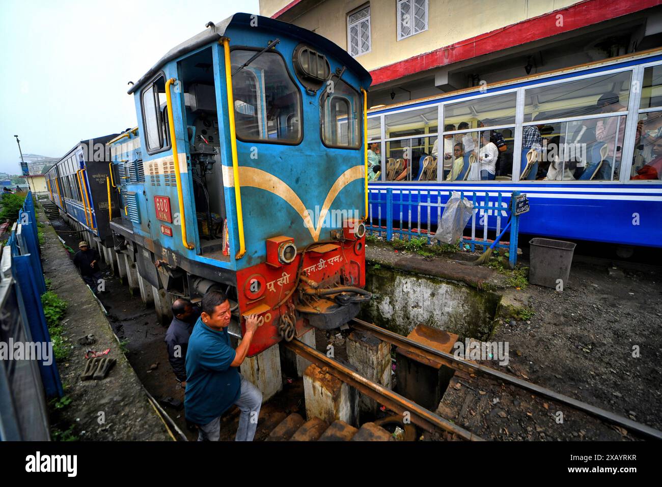 June 8, 2024, Darjeeling, West Bengal, India: A railway employee seen ...