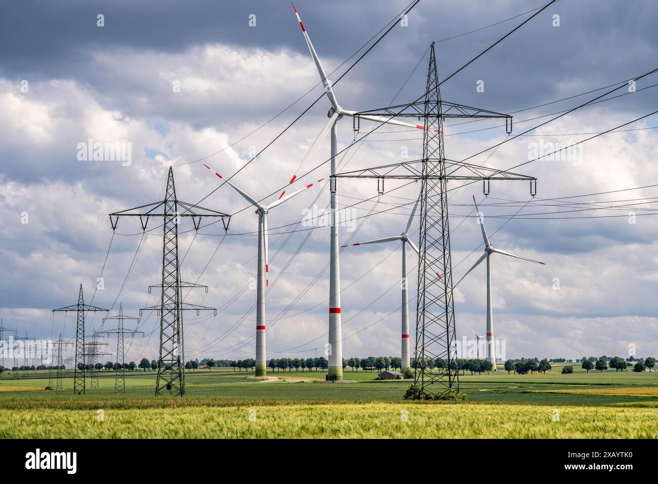 Wind farm north-east of Marsberg, Hochsauerlandkreis, high-voltage road ...