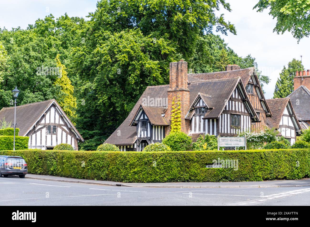 Bournville, UK. 9th June, 2024. A summers day at Selly Manor, a ...