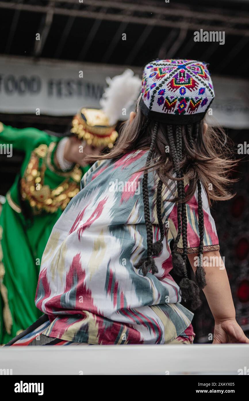 Uzbek folk art hi-res stock photography and images - Alamy