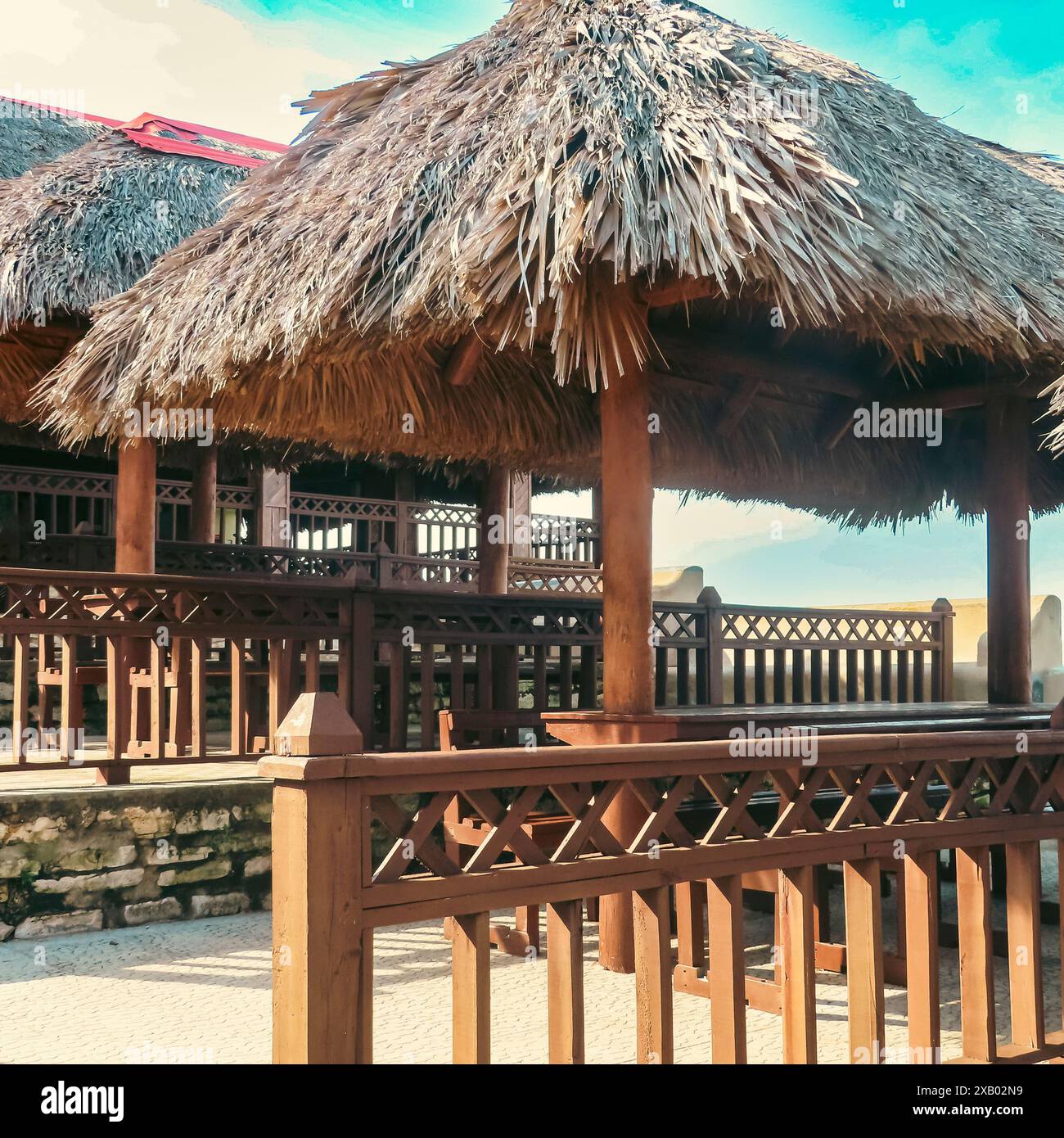 Traditional wooden huts palm hi-res stock photography and images - Alamy