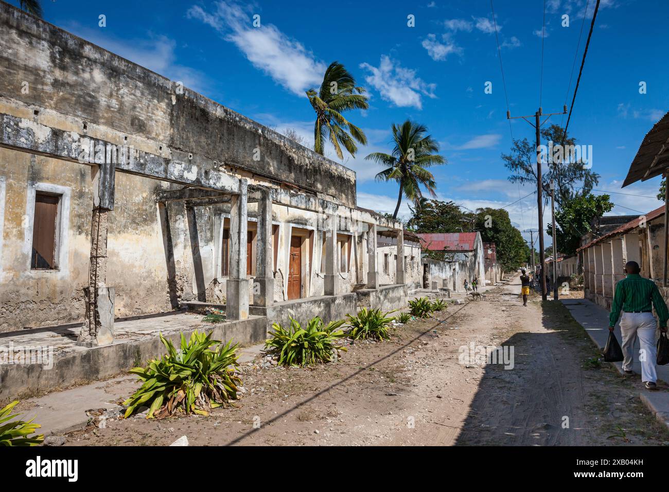 Mozambique, Cabo Delgado, Quirimbas, Ilha do Ibo, One street with very ...