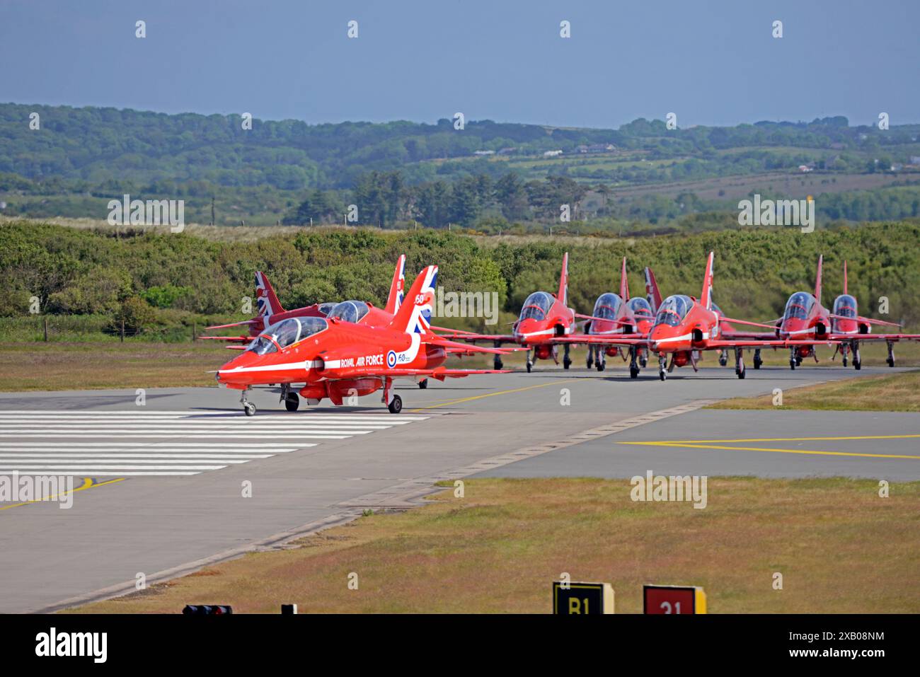 RED ARROWS taxiing for a formation departure from RAF VALLEY, Anglesey ...